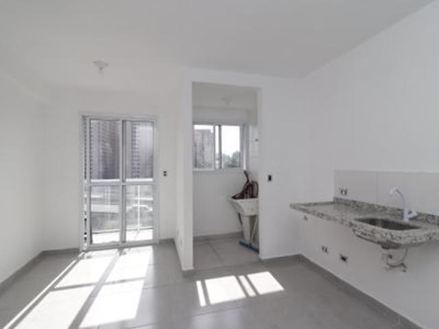 Apartamento para alugar com 37m², 2 quartos e 1 vaga