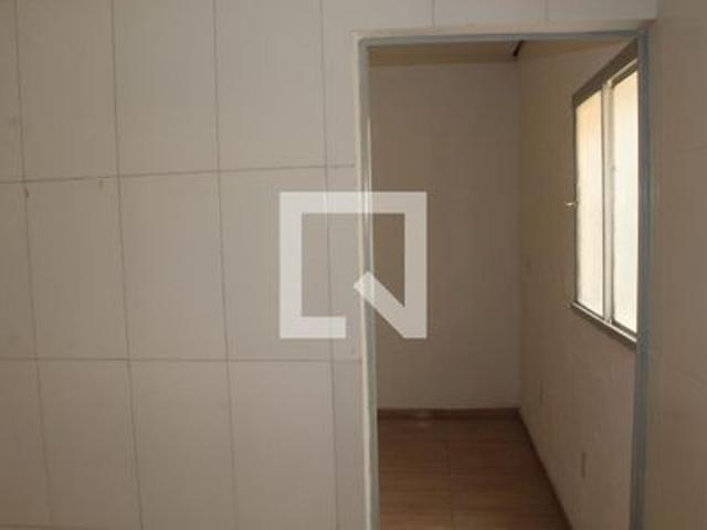 Apartamento para alugar com 38m², 1 quarto e sem vaga