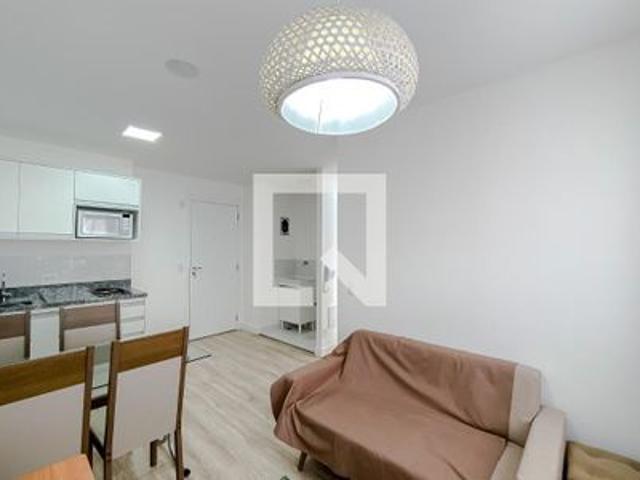 Apartamento para alugar com 38m², 2 quartos e sem vaga