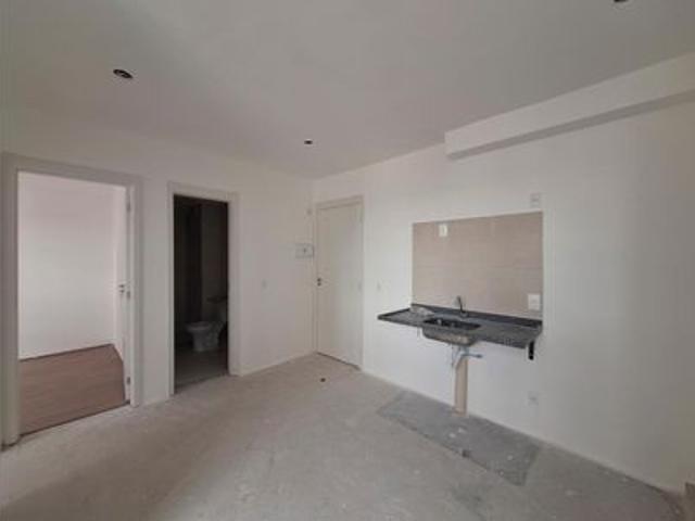 Apartamento para alugar com 38m², 2 quartos e sem vaga