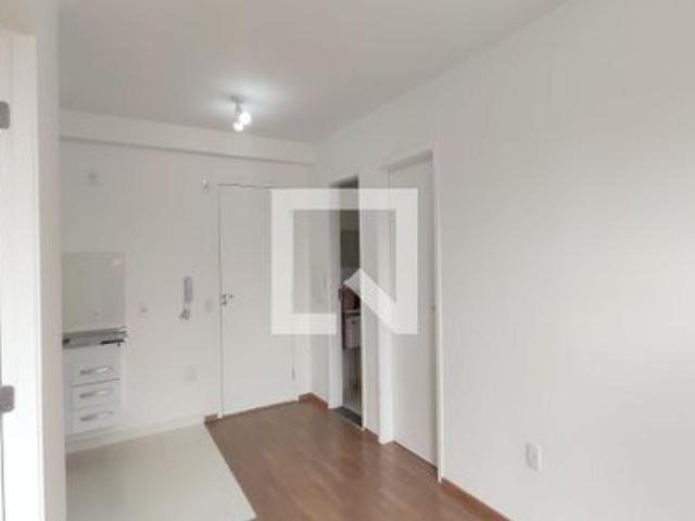Apartamento para alugar com 38m², 2 quartos e sem vaga