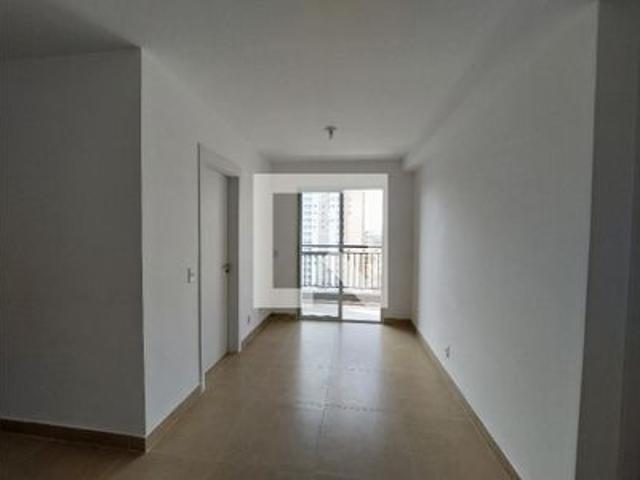 Apartamento para alugar com 38m², 2 quartos e sem vaga