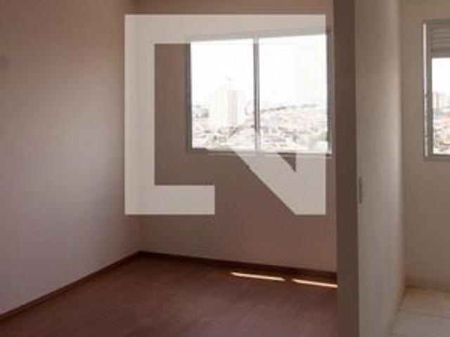 Apartamento para alugar com 38m², 2 quartos e sem vaga