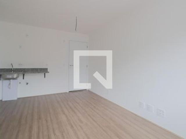 Apartamento para alugar com 38m², 2 quartos e sem vaga