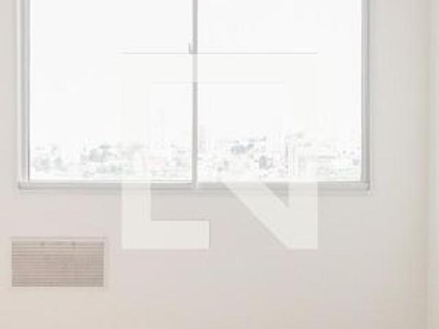 Apartamento para alugar com 38m², 2 quartos e sem vaga
