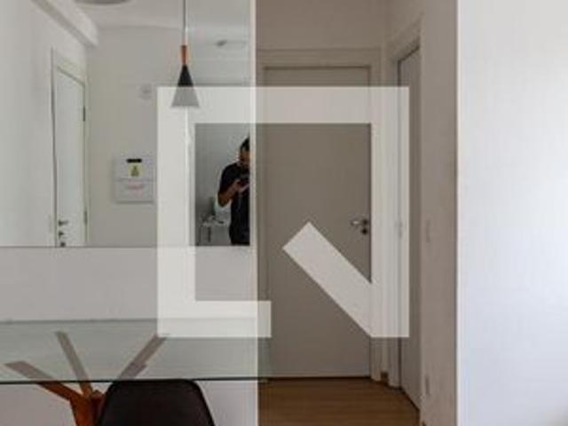 Apartamento para alugar com 38m², 2 quartos e sem vaga