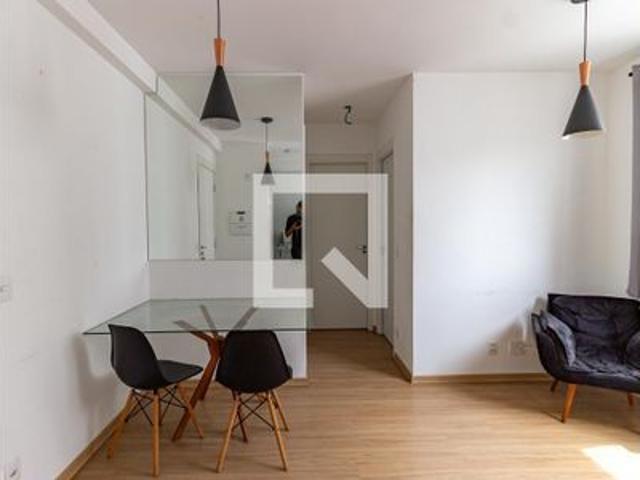 Apartamento para alugar com 38m², 2 quartos e sem vaga