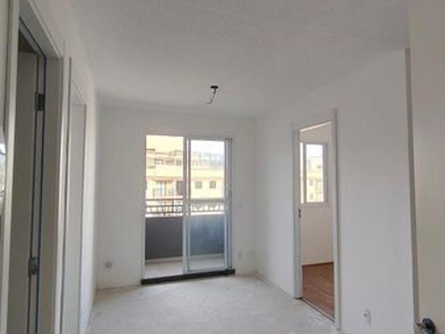 Apartamento para alugar com 38m², 2 quartos e sem vaga