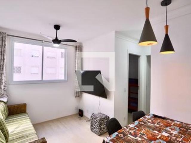 Apartamento para alugar com 38m², 2 quartos e sem vaga