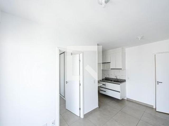 Apartamento para alugar com 38m², 2 quartos e 1 vaga