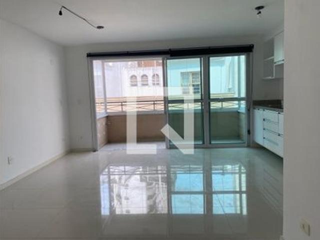 Apartamento para alugar com 39m², 1 quarto e 1 vaga