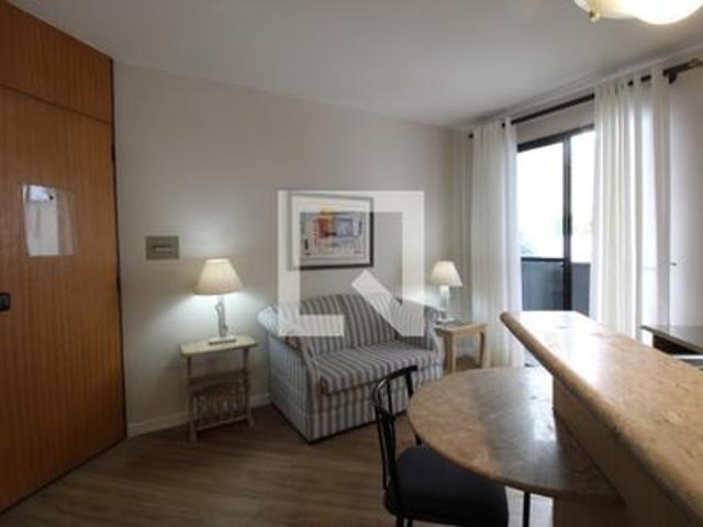 Apartamento para alugar com 39m², 1 quarto e sem vaga