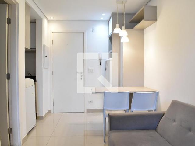 Apartamento para alugar com 40m², 1 quarto e 1 vaga