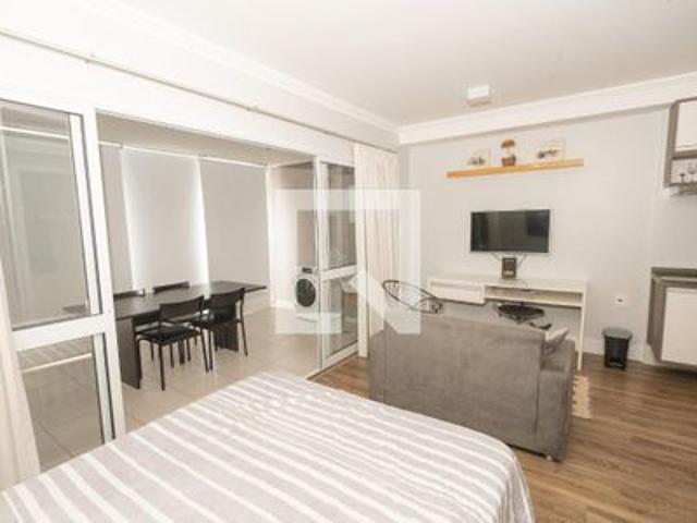 Apartamento para alugar com 40m², 1 quarto e 1 vaga