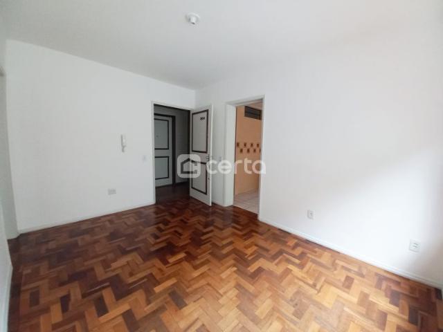 Apartamento para alugar com 40m², 1 quarto, Santa Cecília, Porto Alegre