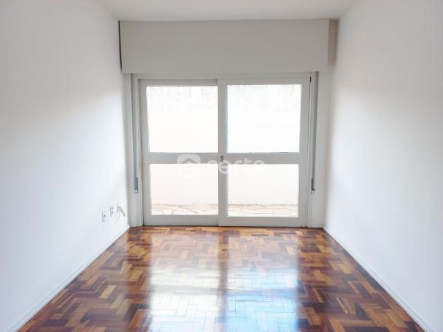 Apartamento para alugar com 40m², 1 quarto, Santa Cecília, Porto Alegre
