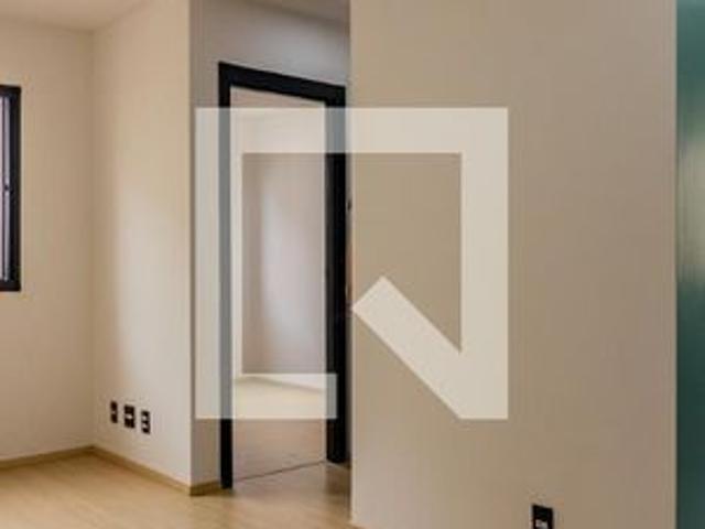 Apartamento para alugar com 40m², 2 quartos e sem vaga