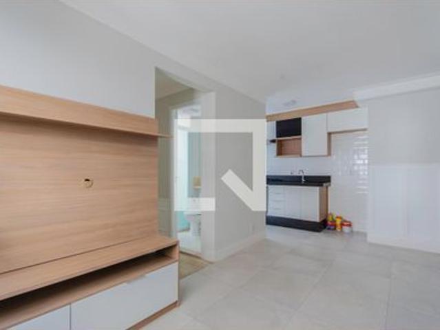 Apartamento para alugar com 41m², 2 quartos e sem vaga