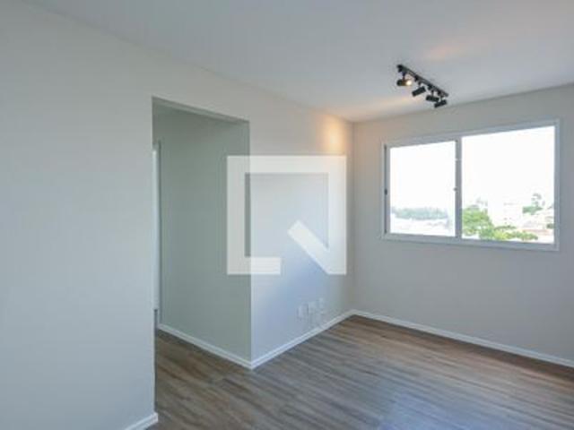 Apartamento para alugar com 41m², 2 quartos e sem vaga