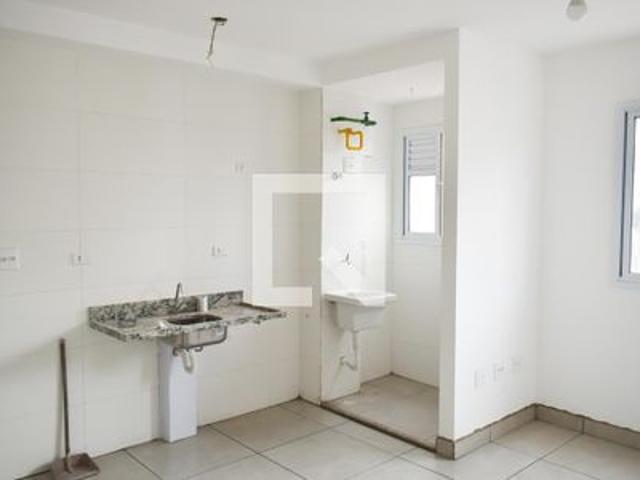 Apartamento para alugar com 41m², 2 quartos e 1 vaga