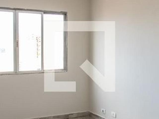 Apartamento para alugar com 42m², 1 quarto e sem vaga