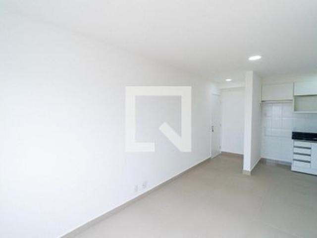 Apartamento para alugar com 42m², 2 quartos e 1 vaga