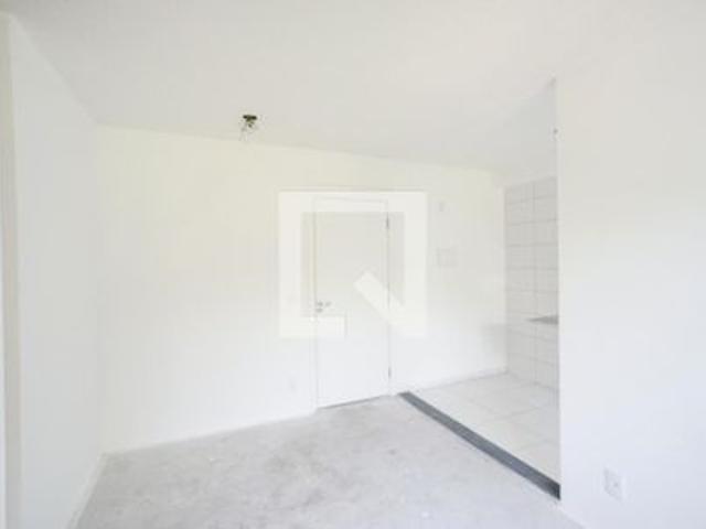Apartamento para alugar com 42m², 2 quartos e 1 vaga
