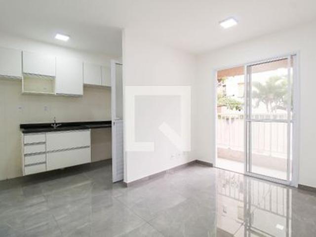 Apartamento para alugar com 42m², 2 quartos e sem vaga