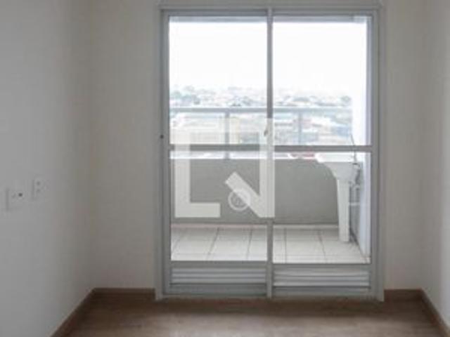 Apartamento para alugar com 43m², 2 quartos e sem vaga