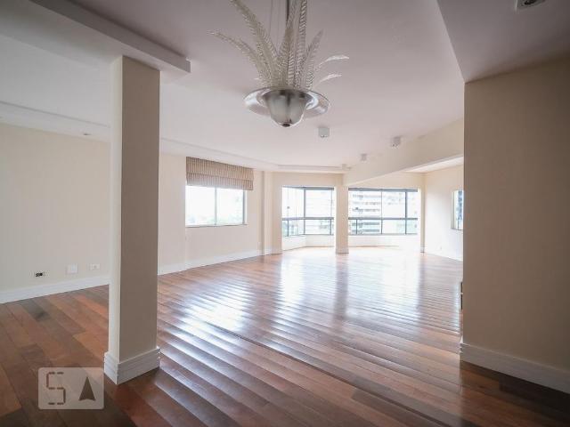 Apartamento para alugar com 440m², 2 quartos e 2 vagas