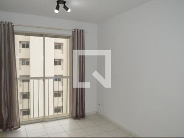 Apartamento para alugar com 45m², 1 quarto e 1 vaga