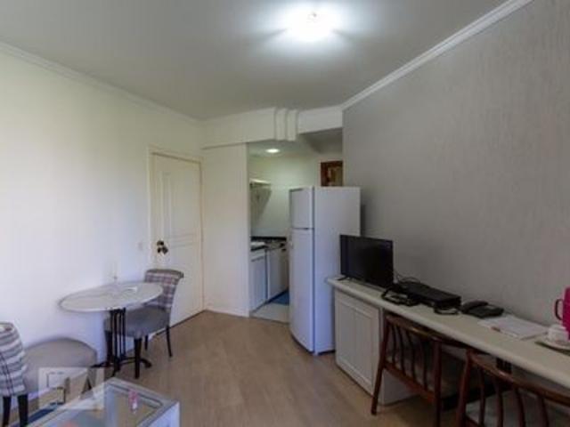 Apartamento para alugar com 45m², 1 quarto e 1 vaga