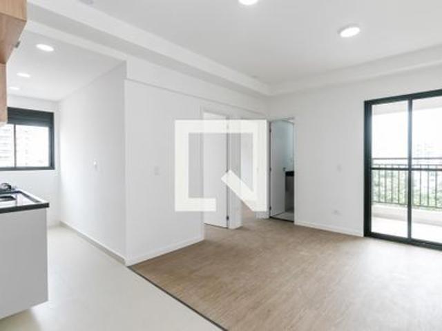 Apartamento para alugar com 46m², 2 quartos e sem vaga