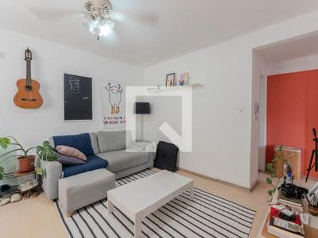 Apartamento para alugar com 47m², 1 quarto e sem vaga