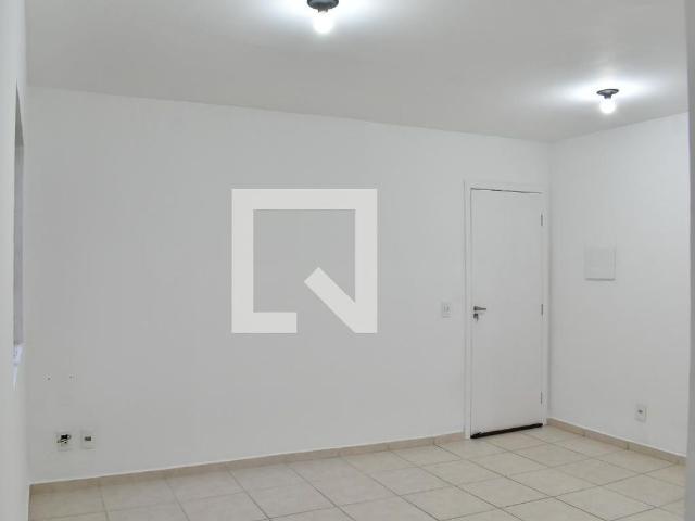 Apartamento para alugar com 47m², 2 quartos e 1 vaga