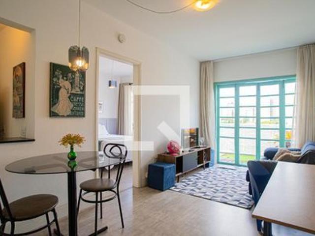 Apartamento para alugar com 58m², 1 quarto e sem vaga