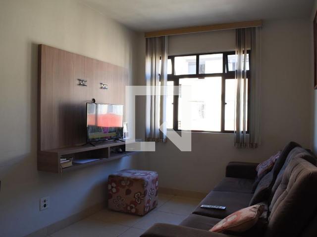 Apartamento para alugar com 58m², 2 quartos e 1 vaga