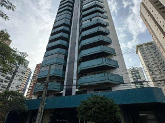 Apartamento para alugar com 5 Quartos em Zona 01 Centro, Maringá PR