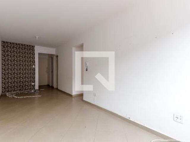 Apartamento para alugar com 60m², 2 quartos e sem vaga