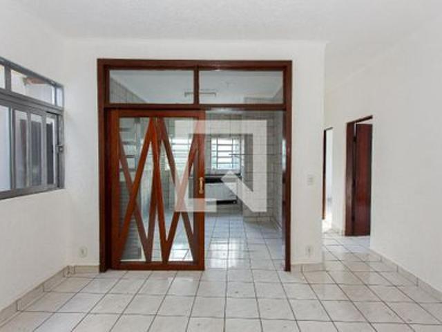 Apartamento para alugar com 60m², 2 quartos e sem vaga