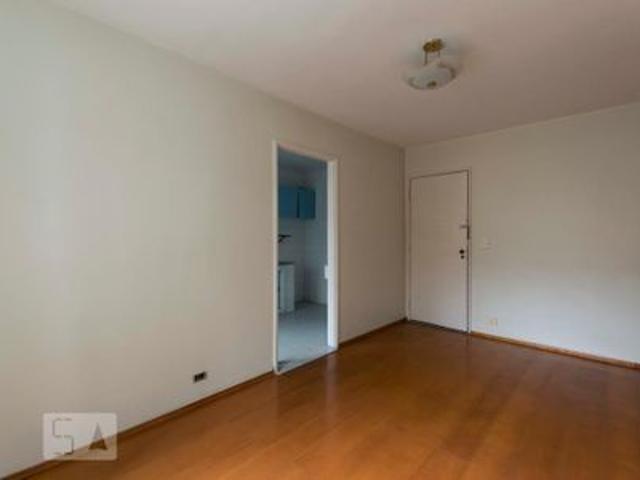 Apartamento para alugar com 61m², 1 quarto e sem vaga