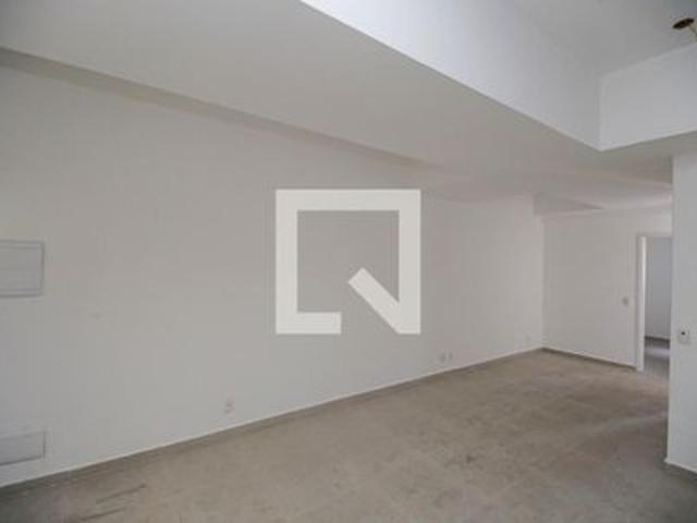 Apartamento para alugar com 63m², 1 quarto e sem vaga