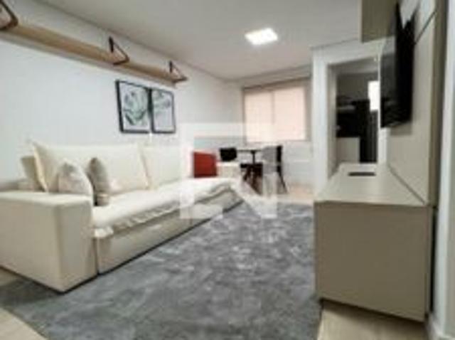 Apartamento para alugar com 65m², 1 quarto e 1 vaga