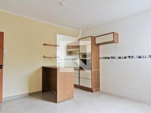 Apartamento para alugar com 65m², 2 quartos e sem vaga