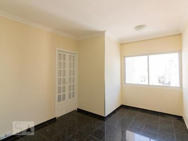 Apartamento para alugar com 65m², 2 quartos e 1 vaga
