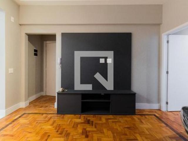 Apartamento para alugar com 67m², 1 quarto e sem vaga