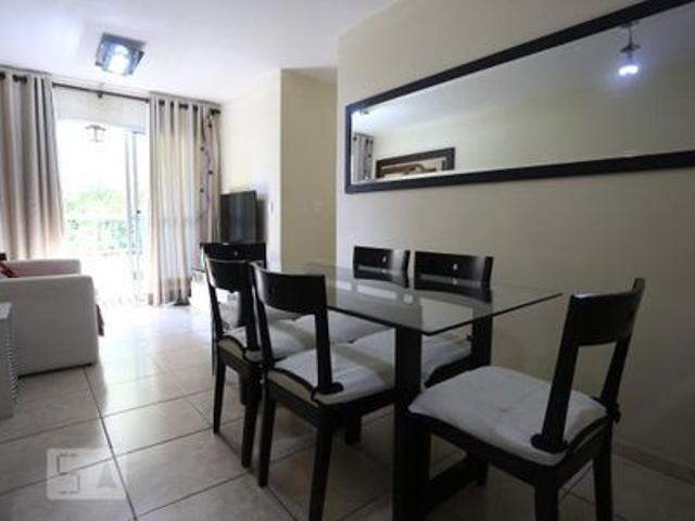 Apartamento para alugar com 67m², 3 quartos e 1 vaga