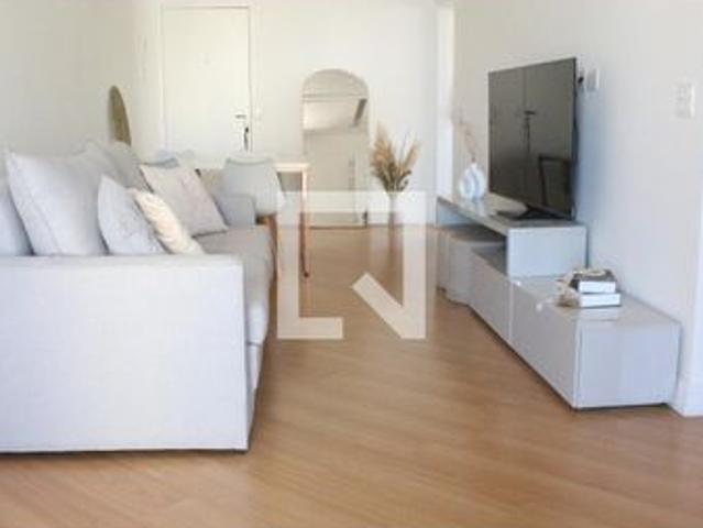 Apartamento para alugar com 68m², 2 quartos e 2 vagas