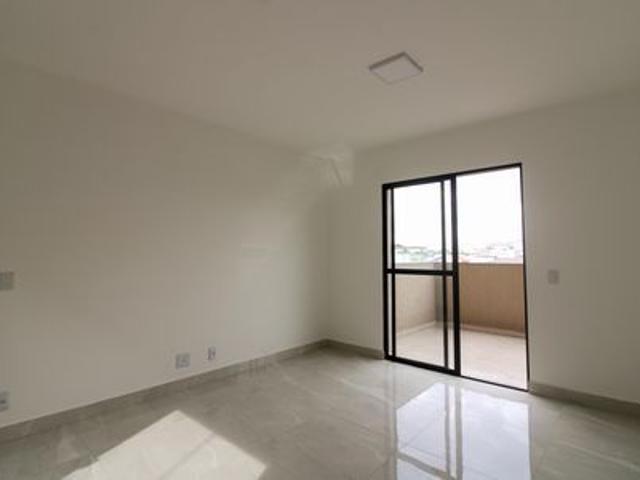 Apartamento para alugar com 70m², 2 quartos e sem vaga