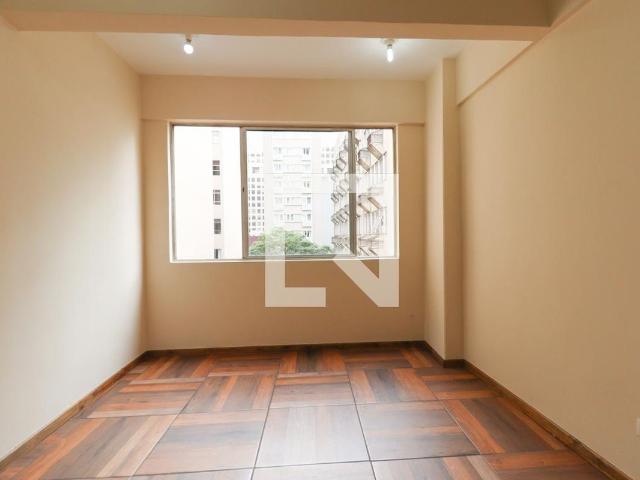 Apartamento para alugar com 70m², 2 quartos e sem vaga